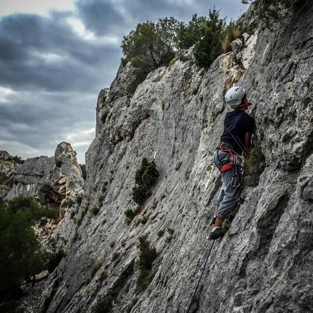 Climbing Discovery Session in the Calanques near Marseille - FAQs