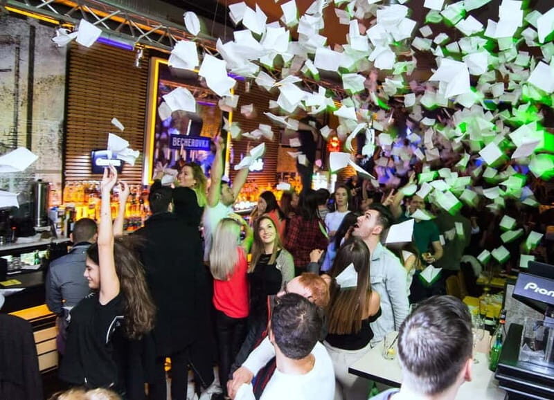 Cluj-Napoca: Weekend Pub Crawl - The Guided Experience & Photos