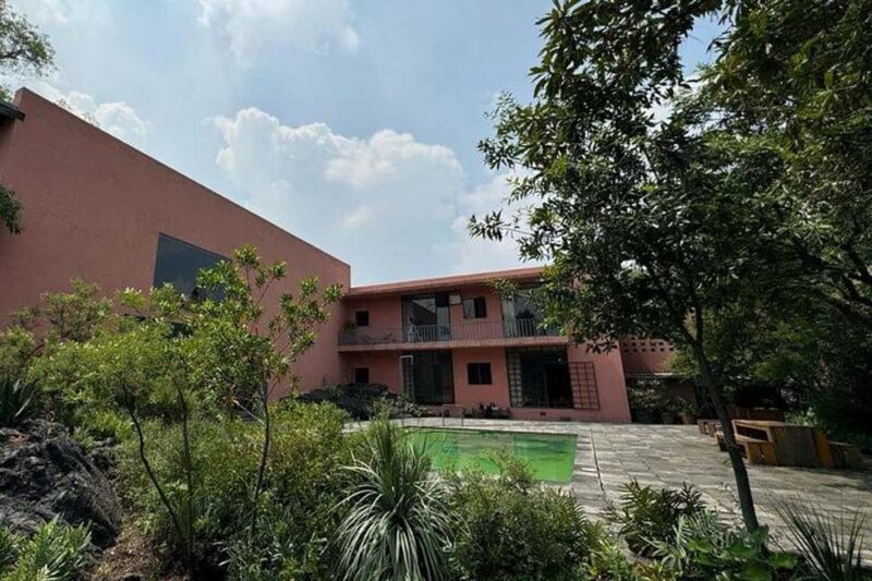 CMDX: Luis Barragan Legacy Exclusive Tour at Casa Pedregal - The Architectural and Natural Highlights