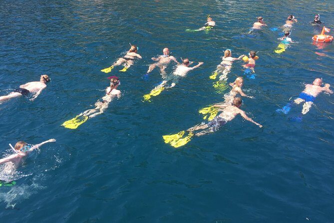 Coast to Coast from Taormina -2 HOURS MINI- CRUISE ISOLABELLA - The Experience: What We Think