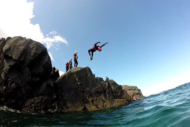 Coasteering on Irelands Wild Atlantic Way - An Adventure that Combines Nature and Thrills  