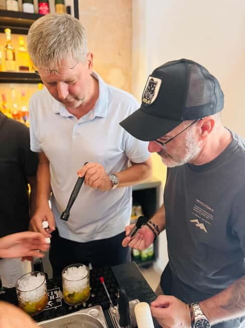 Cocktail course Mallorca - An Authentic Mallorca Cocktail Experience in Cala dOr