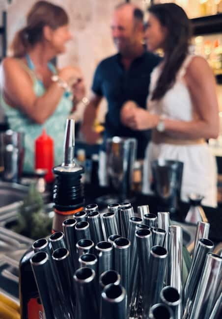 Cocktail course Mallorca - Who Should Try This Cocktail Course?