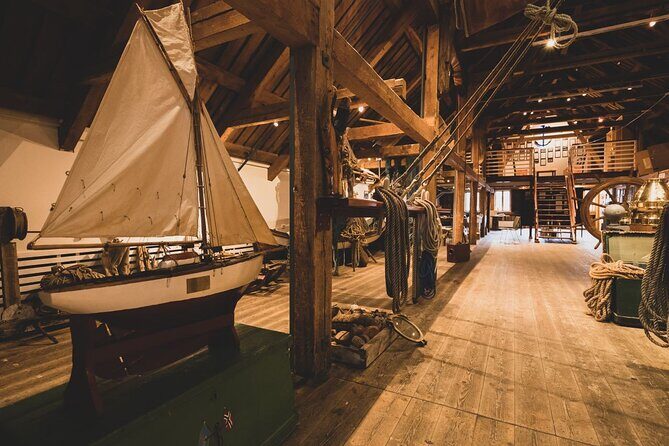 Cod Tasting experience, Norwegian history and Food culture - The Tasting Experience: More Than Just Food