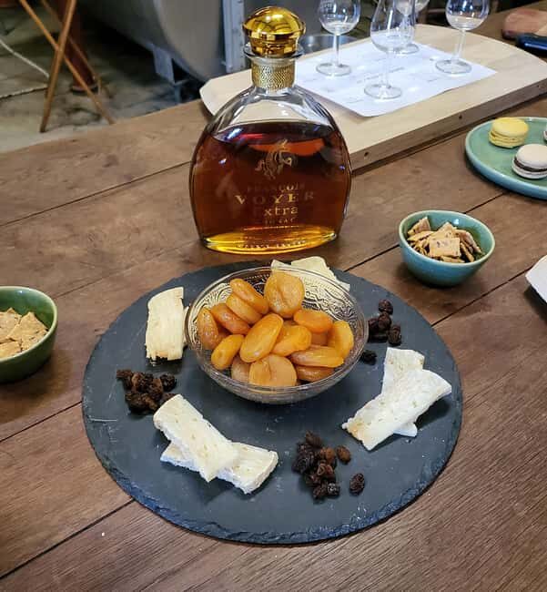 Cognac : Visit to a producer and food-pairing around his Cognacs - A Deep Dive into the Experience