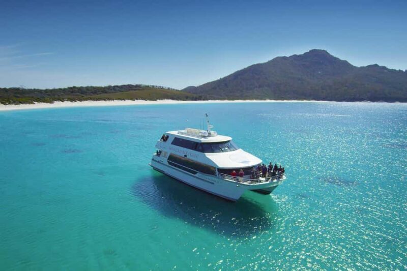 Coles Bay: Wineglass Bay Adults-Only Cruise with Lunch - Key Points