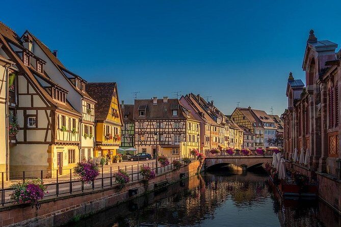 Colmar: Private guided walking tour of the Historical Center - Key Points