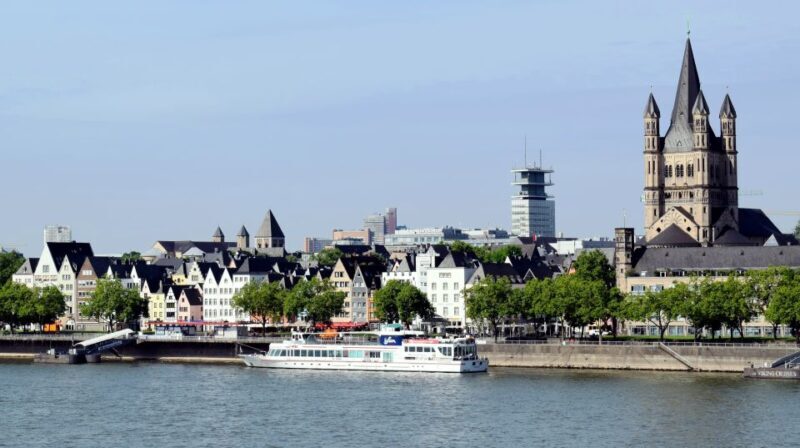 Cologne: Fables, Fairy Tales, and Legends Tour in German - Key Points