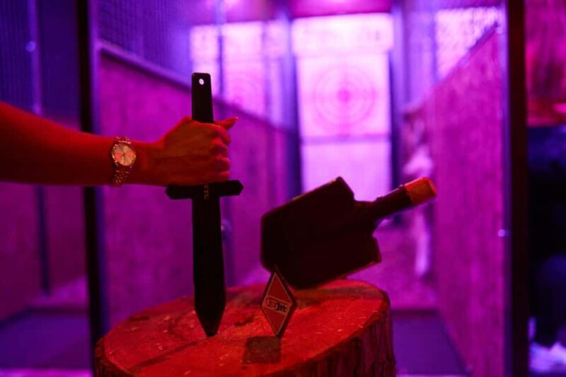 Cologne: Viking Challenge  Axe Throwing in the 7th Space! - The Social Side: Lounge, Snacks & Drinks