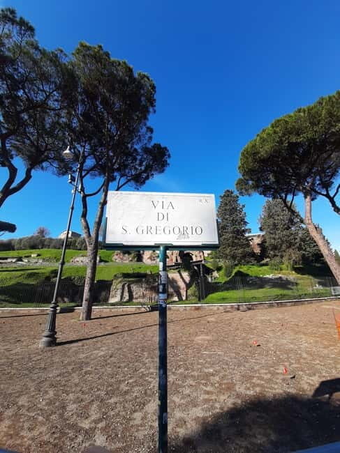 Colosseum 1-Hour Small-Group Tour ( Max 7) - Key Points