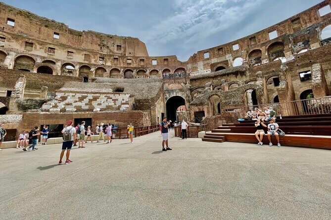 Colosseum Arena Palatine Hill and Roman Forum Tour - Key Points  