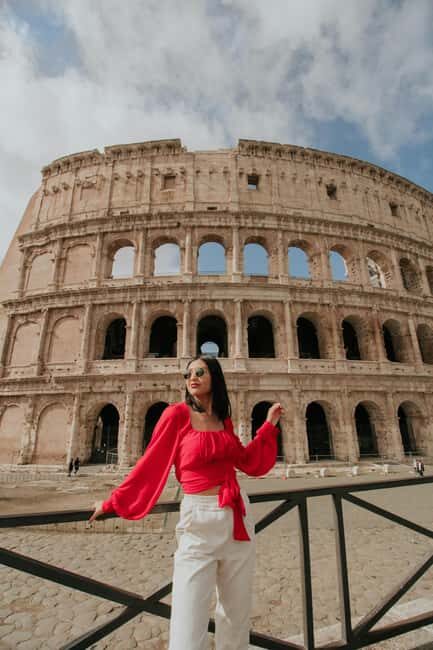 Colosseum Guided Tour Semi-Private Group on Free Entry Days - Key Points