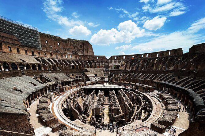 Colosseum, Palatine Hill and Roman Forum with Guided Tour - The Experience in Detail