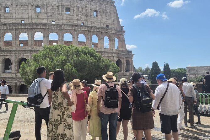 Colosseum Roman Forum and Palatine Hill small Tour - Key Points