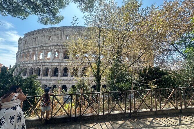 Colosseum Roman Forum and Palatine Hill small Tour - Who Will Love This Tour?