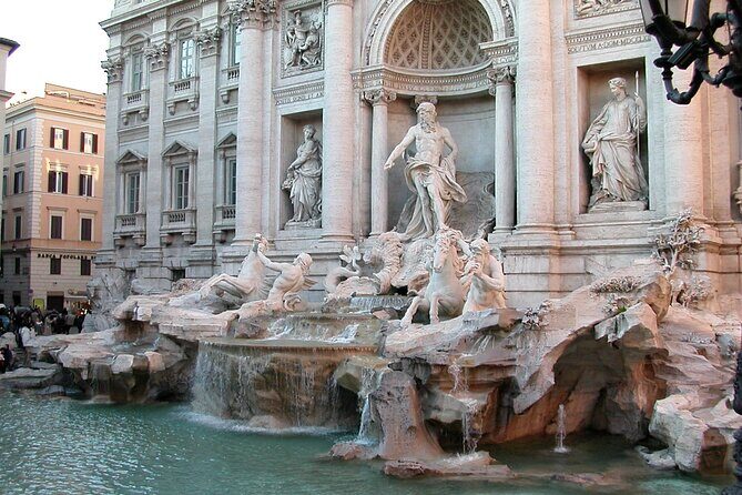Colosseum, Vatican Museums, Fountains and Squares Private Tour - Key Points  