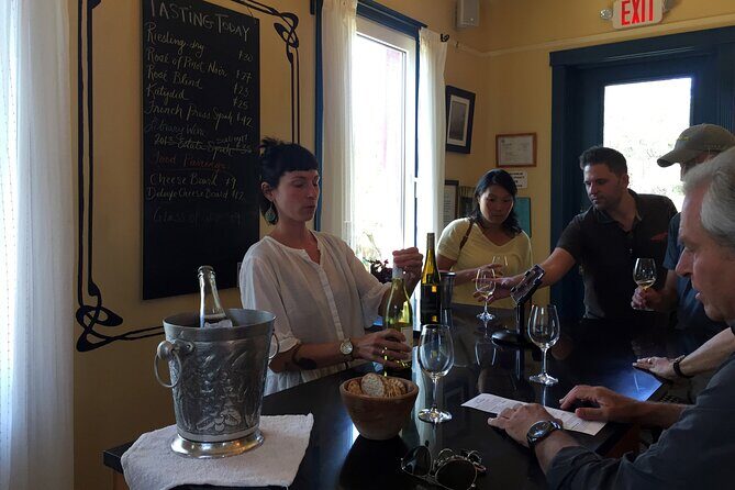 Columbia Valley and Columbia Gorge Wine Tasting - Why This Tour Works Well