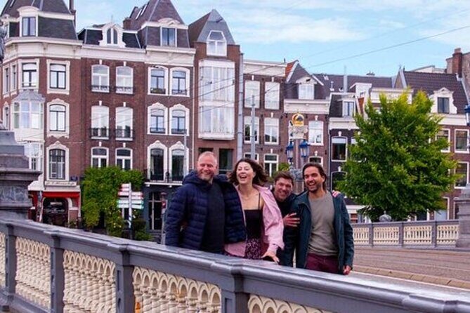 Combo Ticket: Xtracold Icebar Amsterdam and 1-Hour Canal Cruise - FAQ