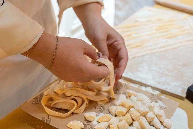 Come Na Vorta cooking experience in Milan - Key Points