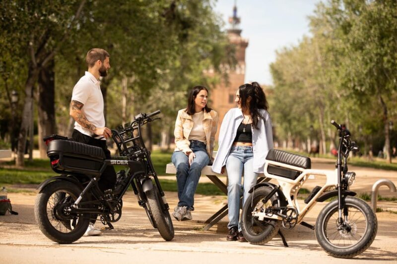 Comfortable E-Fatbike High-Lights Tour Barcelona - Discover Barcelona with the Comfortable E-Fatbike High-Lights Tour