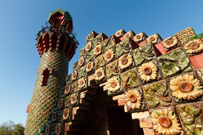 Comillas, Modernism & Gaudi with entrance tickets -small groups - Exploring Comillas and Gaudí: A Deep Dive