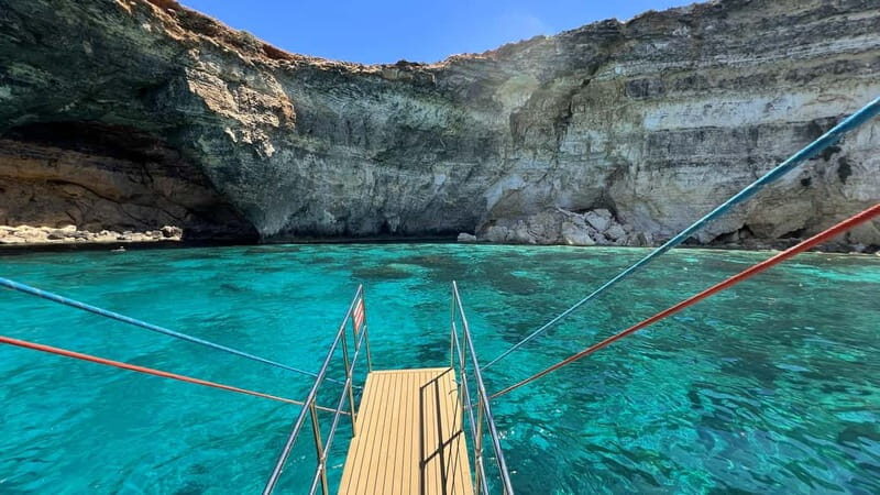 Comino Blue Lagoon & Crystal Lagoon - 3 Bay Cruise - FAQ