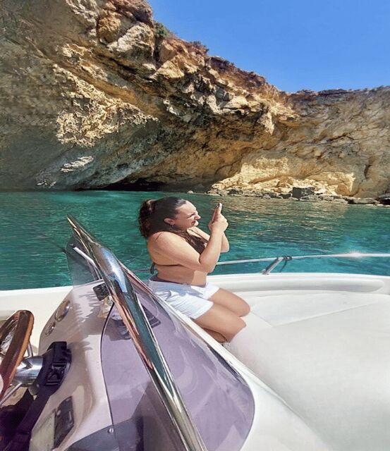 Comino's Best in a Flash: Caves, Coves & Beaches Boat Tour - The Sum Up