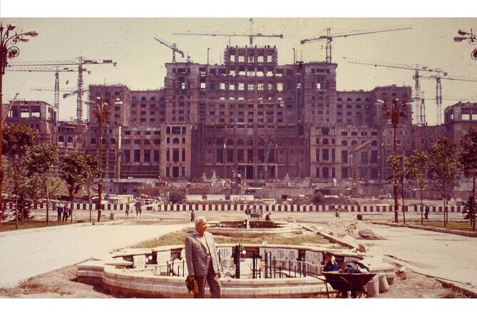 Communism Walking Tour from Lenin to Ceausescu in Bucharest - Why This Tour Works