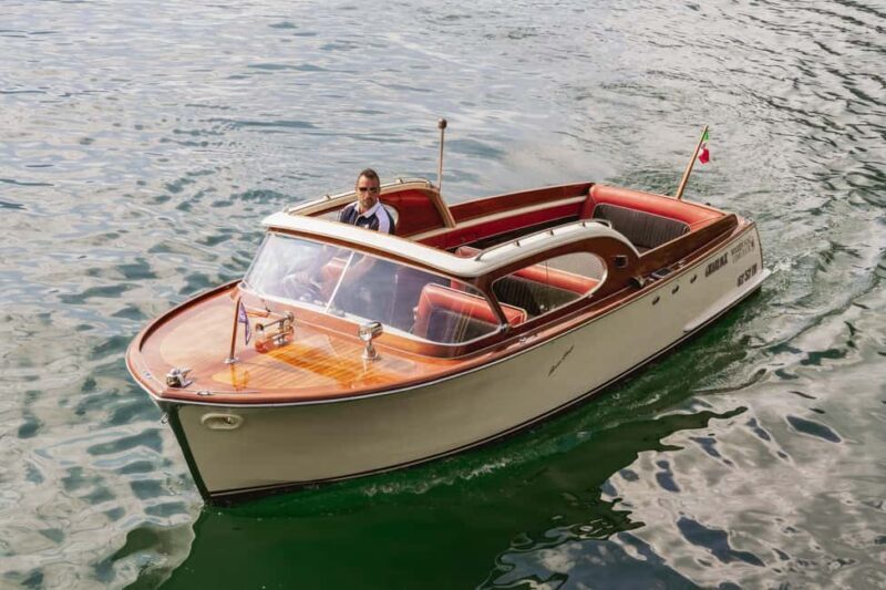 Como: Wooden Boat Shared 1-Hour Tour - Exploring the Itinerary in Detail
