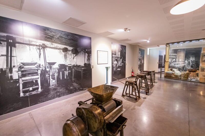 Confiserie du Roy René: gourmet guided tour of the calisson museum - The Sum Up