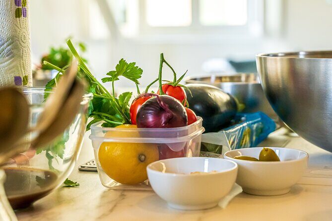 Cook on Lake Como with amazing views at our convent or terrace - Key Points