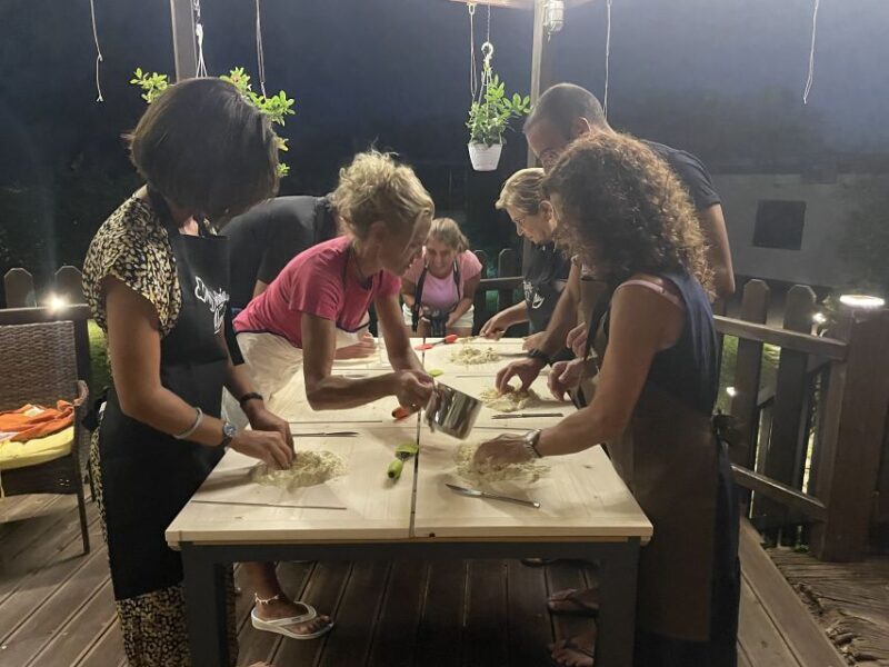 Cooking class, dinner and wine tasting in Lecce (Corigliano) - FAQ