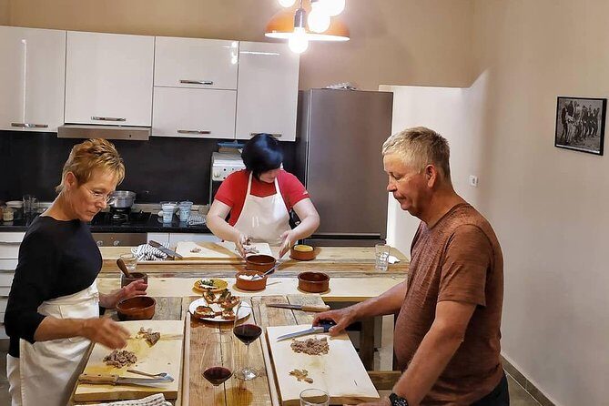 Cooking Classes and Traditional food tasting in Tirana - FAQs