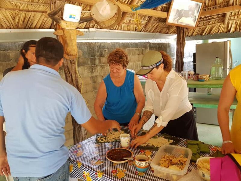 Cooking classes in Puerto Escondido (Learn how to cook Mole de Oaxaca). - The Cooking Class: What’s Included