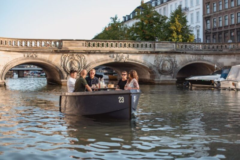 Copenhagen: 1, 2 or 3-Hour Boat Rental (No License Required) - FAQ