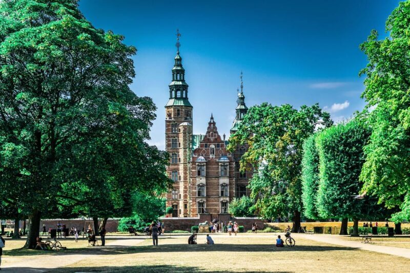 Copenhagen City & Christiansborg Palace Private Walking Tour - A Closer Look at the Itinerary