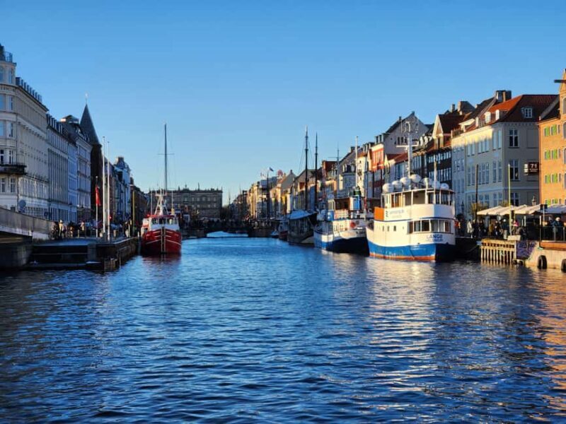 Copenhagen Combo: Walking Tour, Harbor Ferry & Royal Guards - FAQ