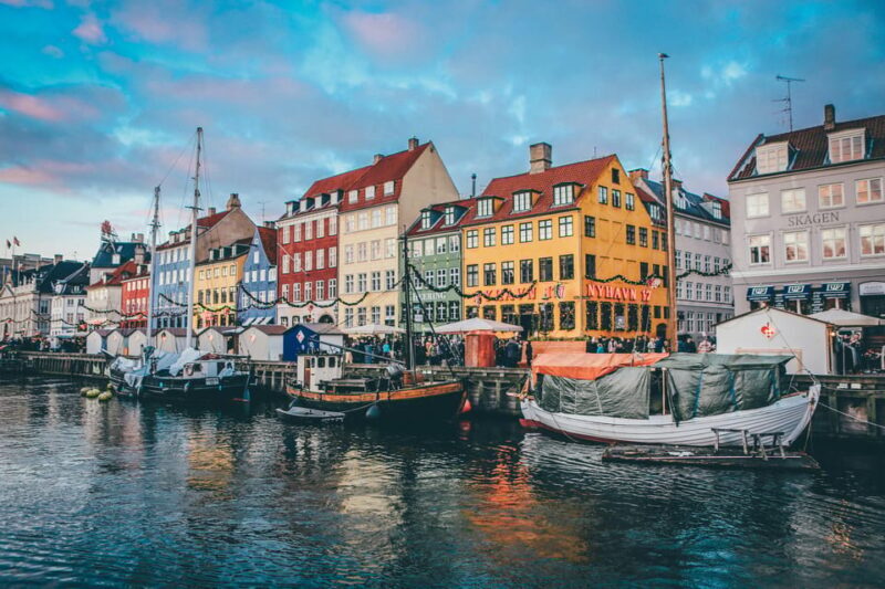 Copenhagen: Hygge & Highlights Walking Tour with Local Guide - What Makes This Tour Valuable