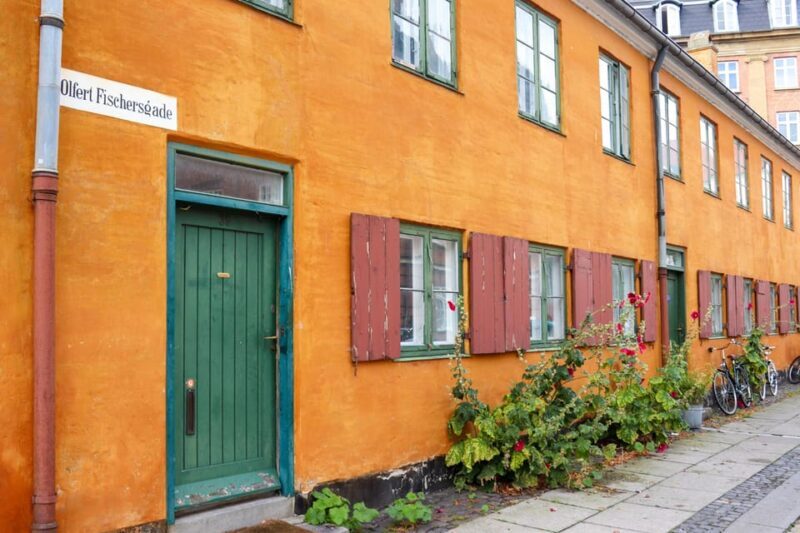Copenhagen: Hygge & Highlights Walking Tour with Local Guide - The Sum Up