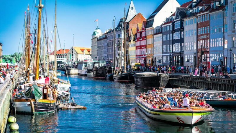 Copenhagen: Private Walking Tour - A quick look at what this tour offers