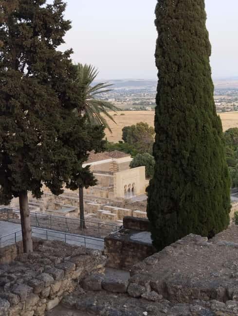 Córdoba: Guided Tour Medina Azahara at Dusk - Key Points