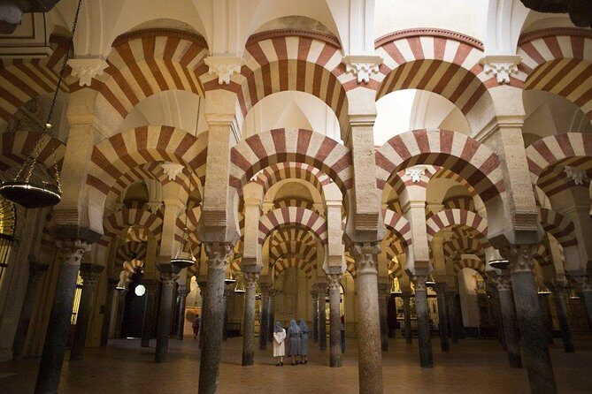 Cordoba Guided Tour Mosque and Cathedral from Seville - An In-Depth Look at the Córdoba Day Trip