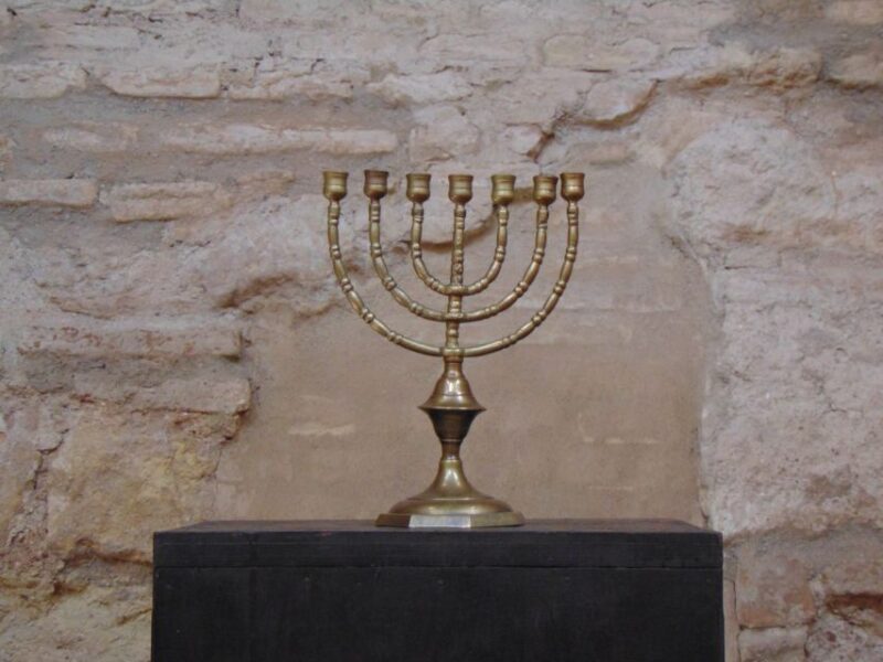 Cordoba: Jewish Quarter and Mosque 2Hour Tour - Who Should Book This Tour?