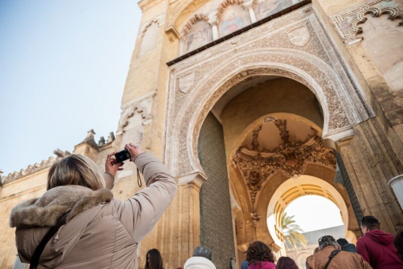 Cordoba: Jewish Quarter and Mosque-Cathedral Guided Tour - A Deep Dive into the Tour Experience