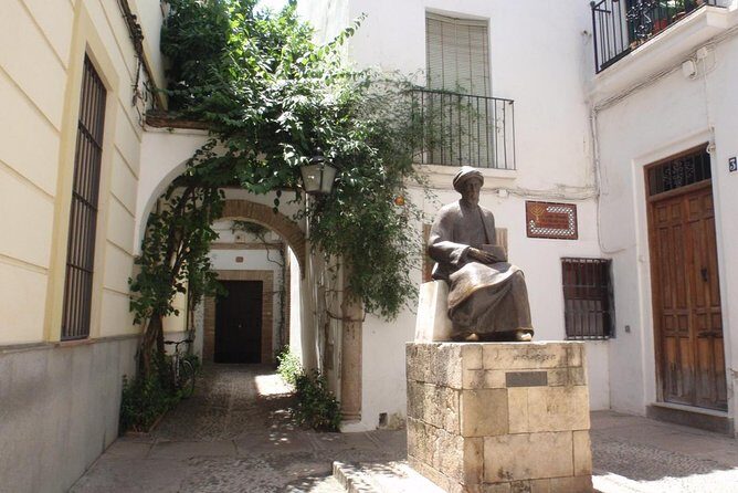 Cordoba Monuments Intensive Tour in English Tickets included - FAQ