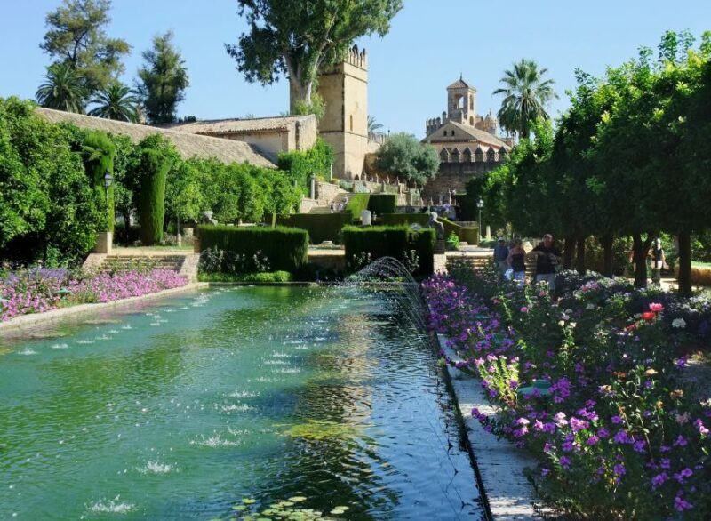 Córdoba: Mosque and Alcazar Private Tour with tickets - Who Is This Tour Best For?