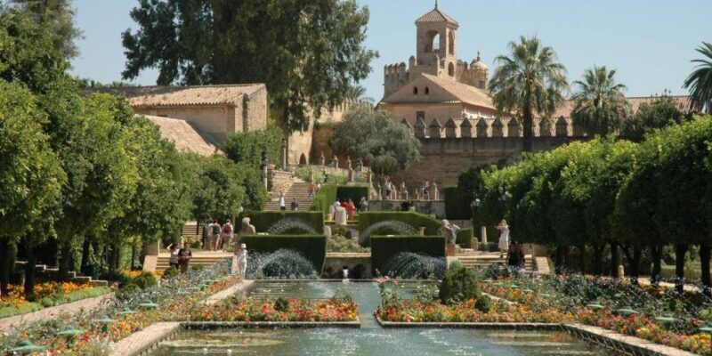 Córdoba: Mosque and Alcazar Private Tour with tickets - FAQ