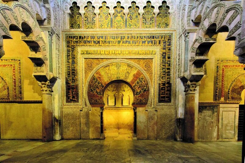 Córdoba: Mosque, Jewish Quarter and Alcázar 3-Hour Tour - Key Points  