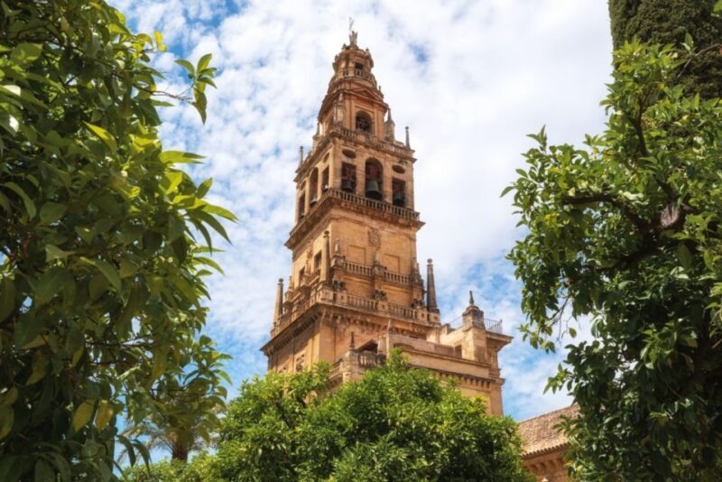 Córdoba: Mosque, Jewish Quarter and Alcázar 3-Hour Tour - Who Should Consider This Tour?  