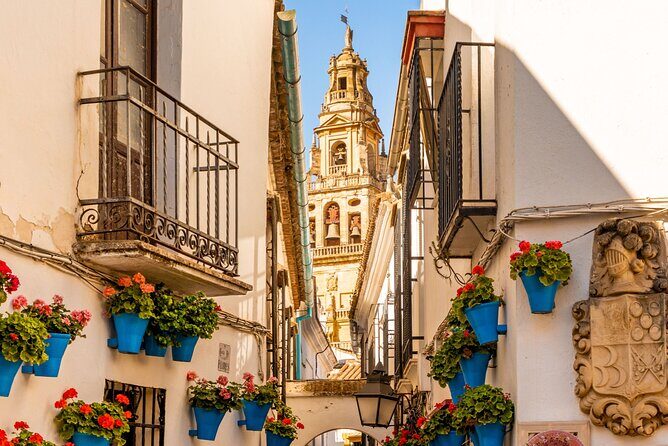 Córdoba Scavenger Hunt and City Highlights Walking Tour - In-Depth Breakdown of the Tour Itinerary